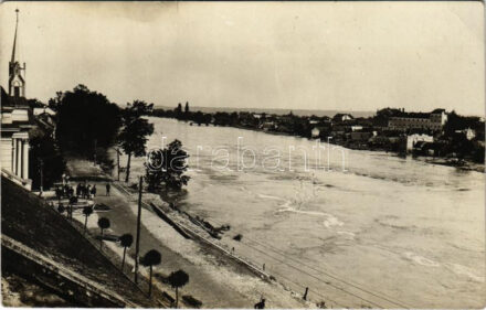 1912 Lugos, Lugoj; árvíz a Temes folyón, Eötvös sor, kilátás a ...